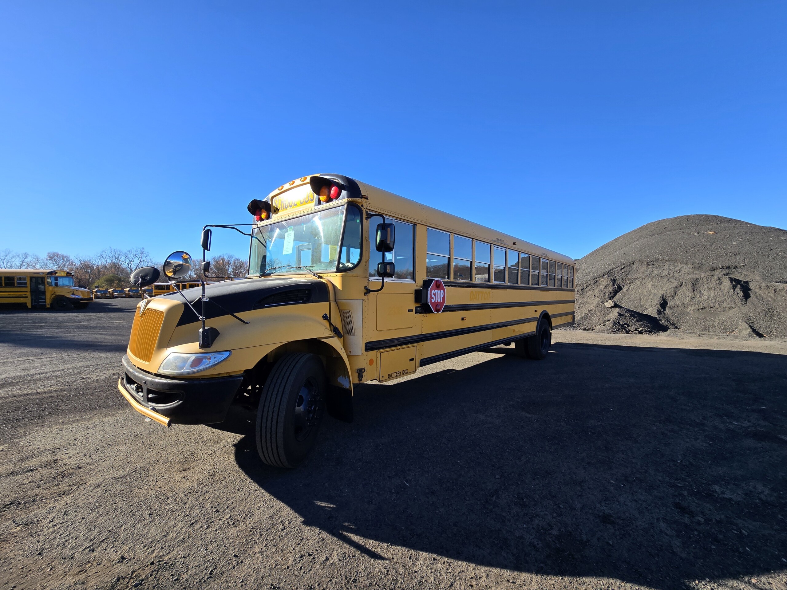 IC Bus vs. Collins Bus: Which School Bus Brand Is Right for You?